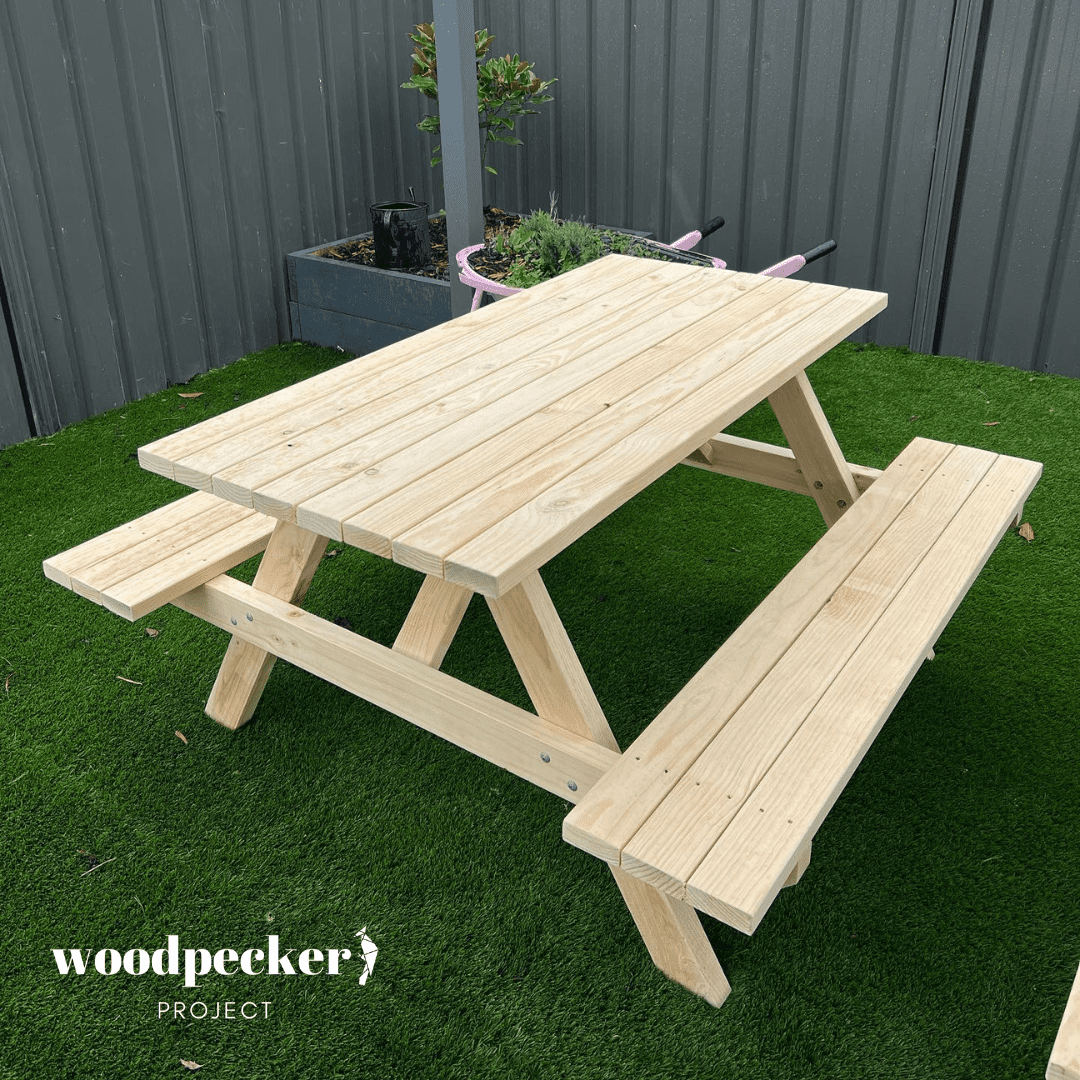 Standard Picnic Tables – Woodpecker Project