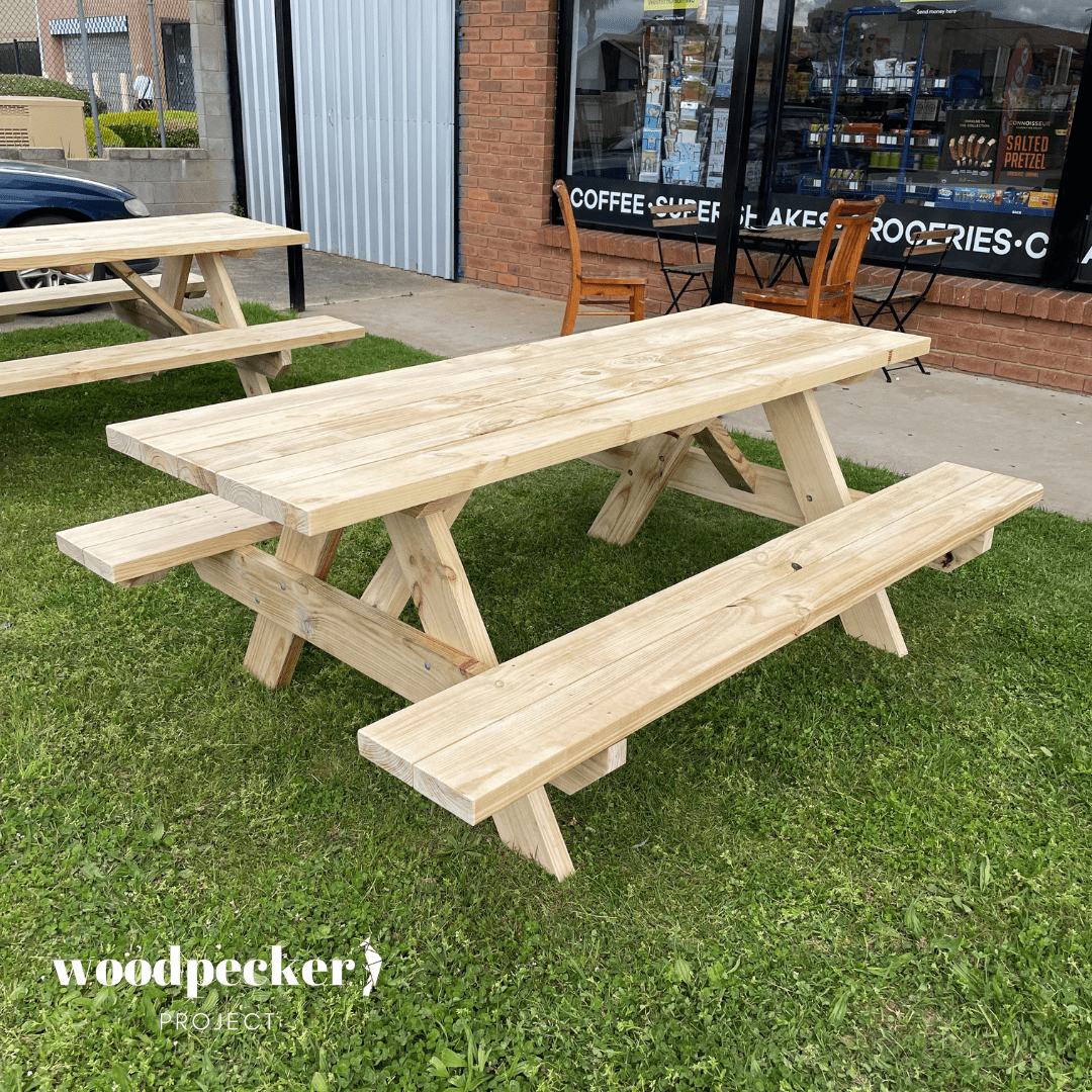 Solid Picnic Tables – Woodpecker Project